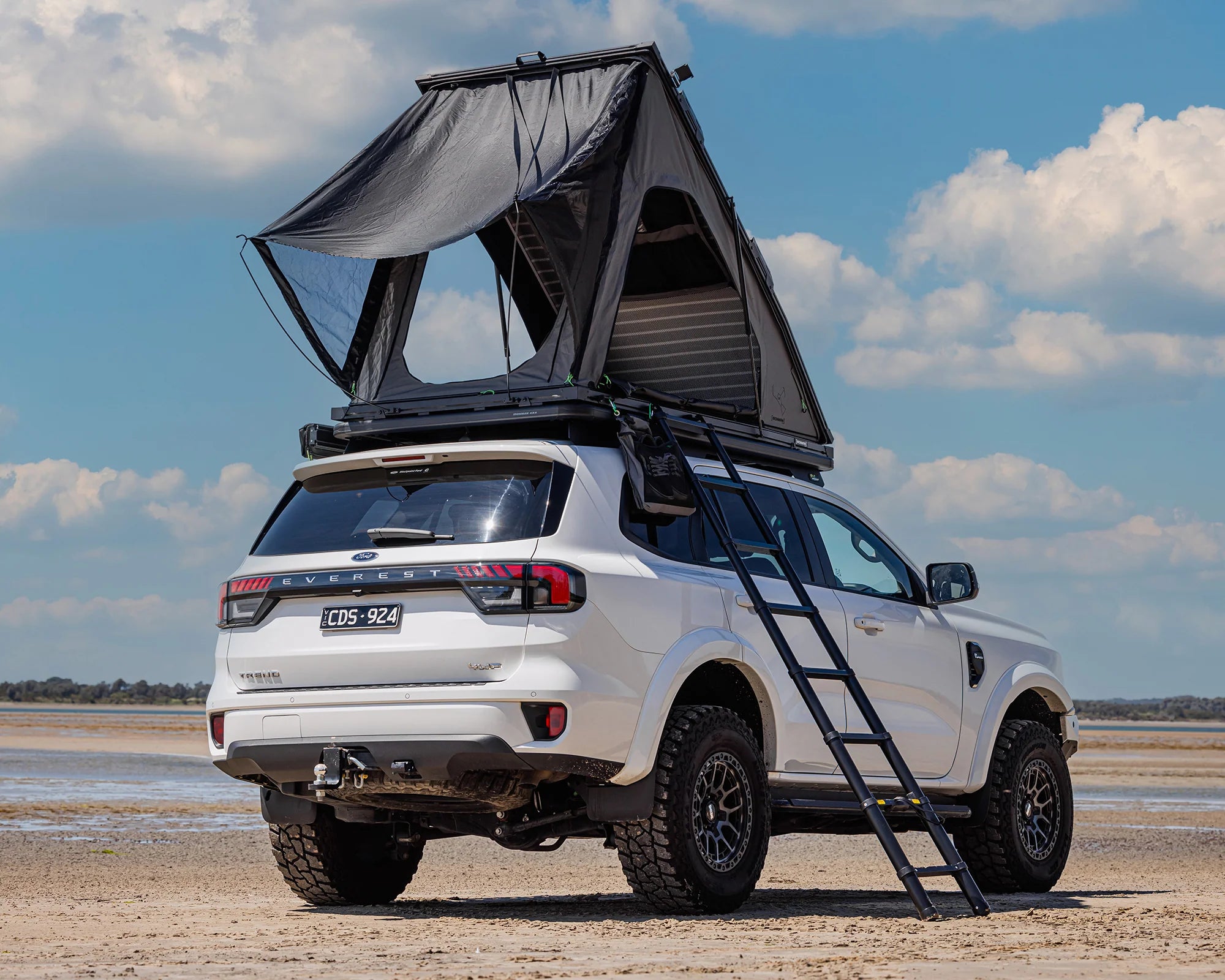 NEW! ORION 1200 ROOFTOP TENT – IRONMAN 4X4 Australia
