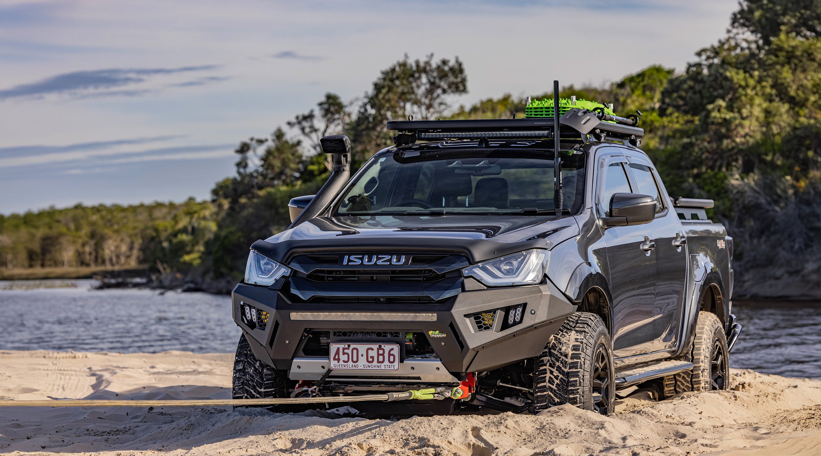 4x4 Recovery Gear | Snatch Straps, Recovery Rings, Shackles & More ...
