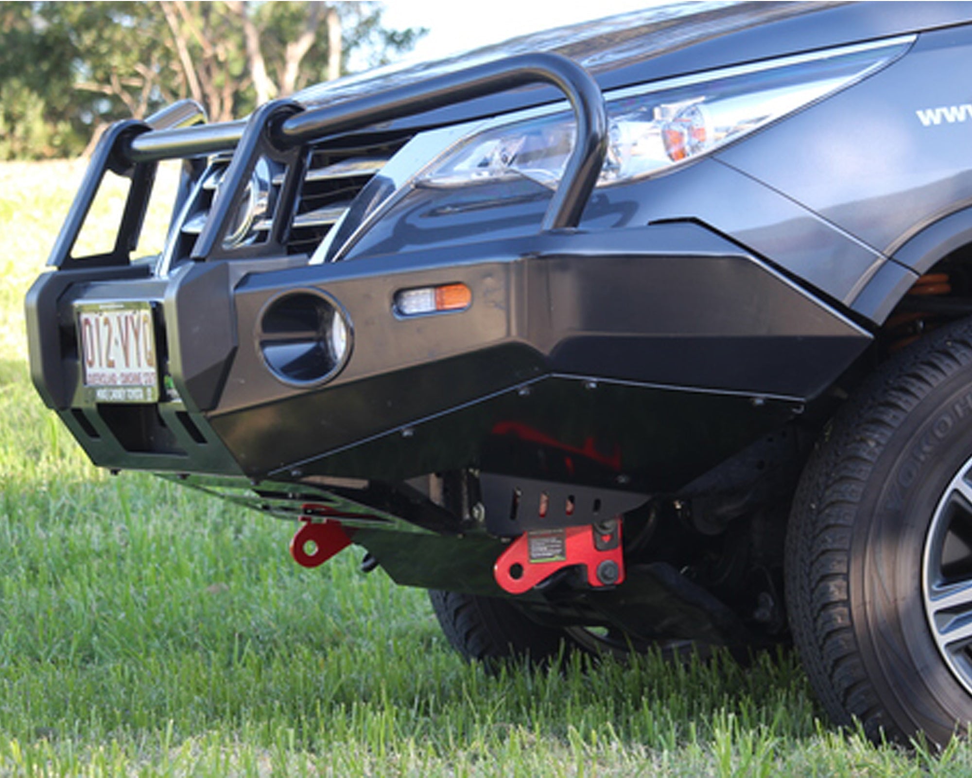 Deluxe Bull Bar for Toyota Fortuner (2015-2020) – IRONMAN 4X4 Australia