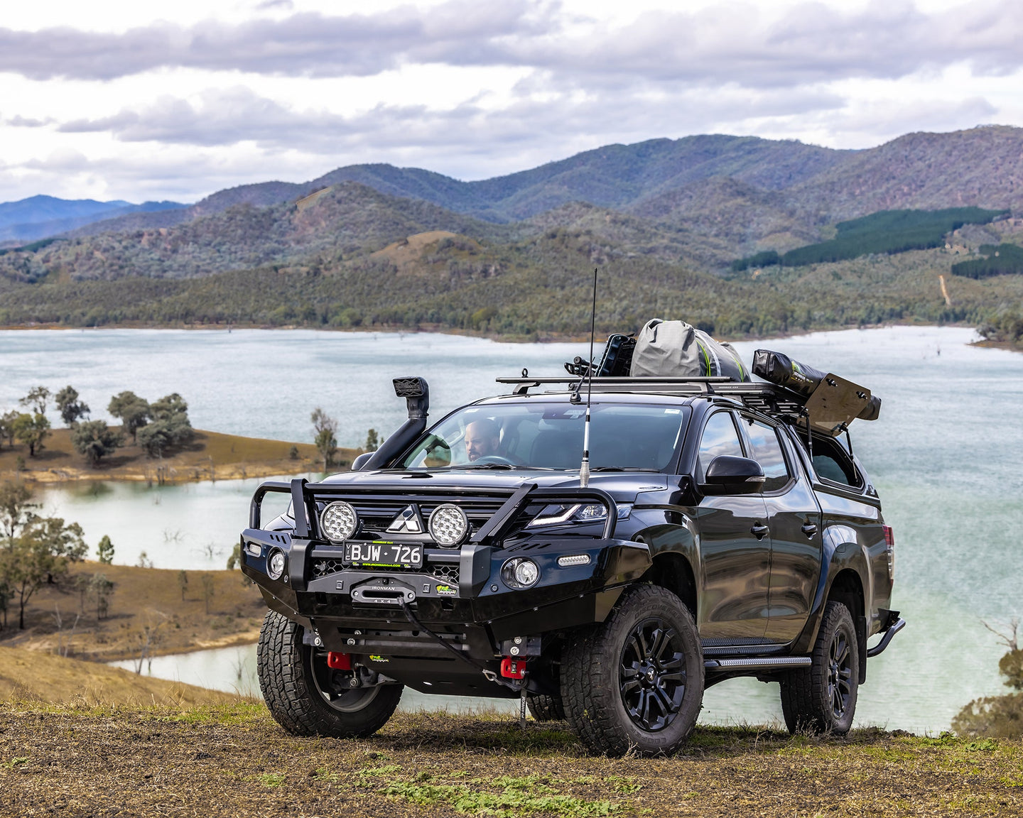 Deluxe Bull Bar for Mitsubishi MR Triton – IRONMAN 4X4 Australia