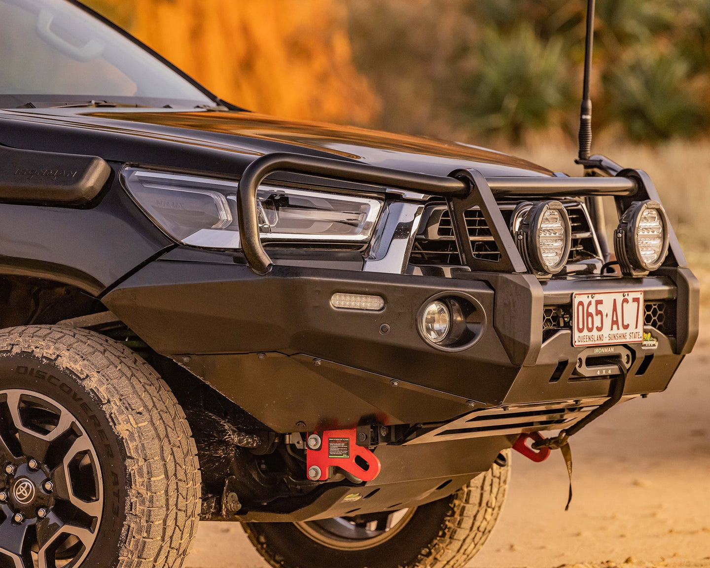 Deluxe Bull Bar for Toyota HiLux (2020+) – IRONMAN 4X4 Australia