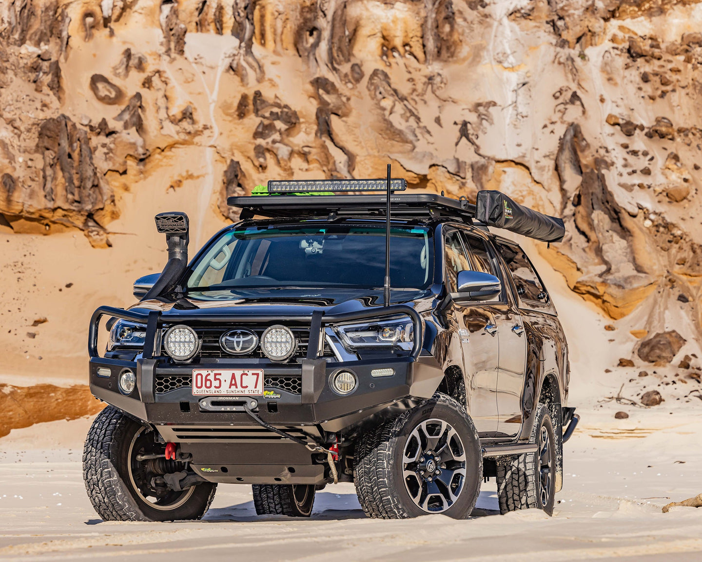 Deluxe Bull Bar for Toyota HiLux (2020+) – IRONMAN 4X4 Australia