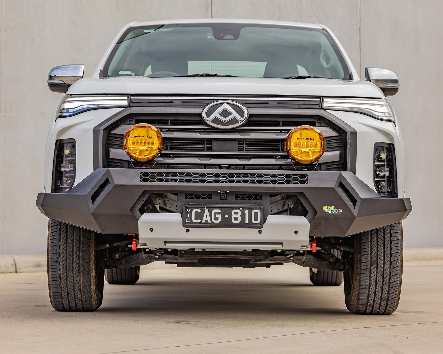 Raid Bar for LVD T60 MAX with Light Kit – IRONMAN 4X4 Australia