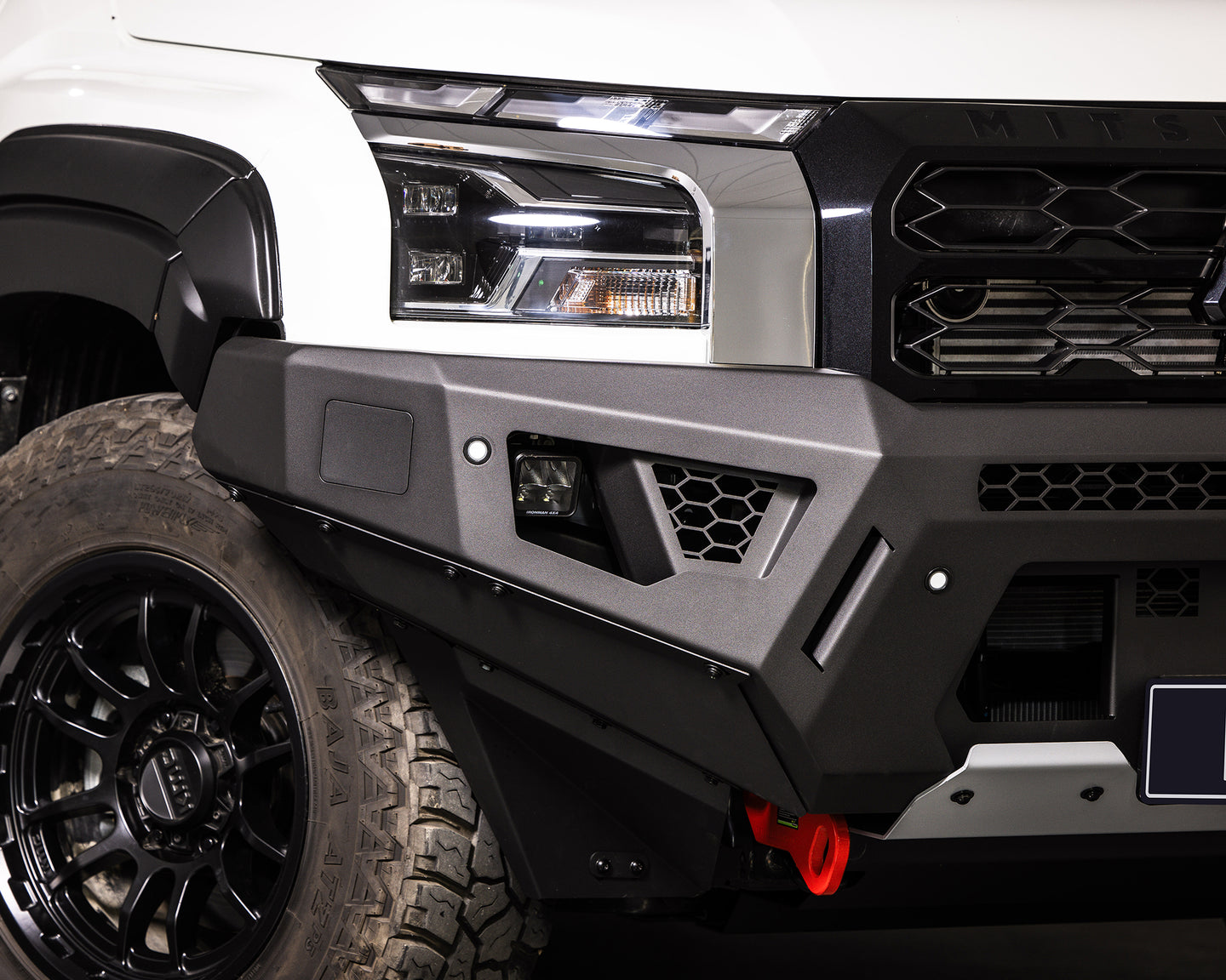 Raid Bar for Mitsubishi MV Triton – IRONMAN 4X4 Australia
