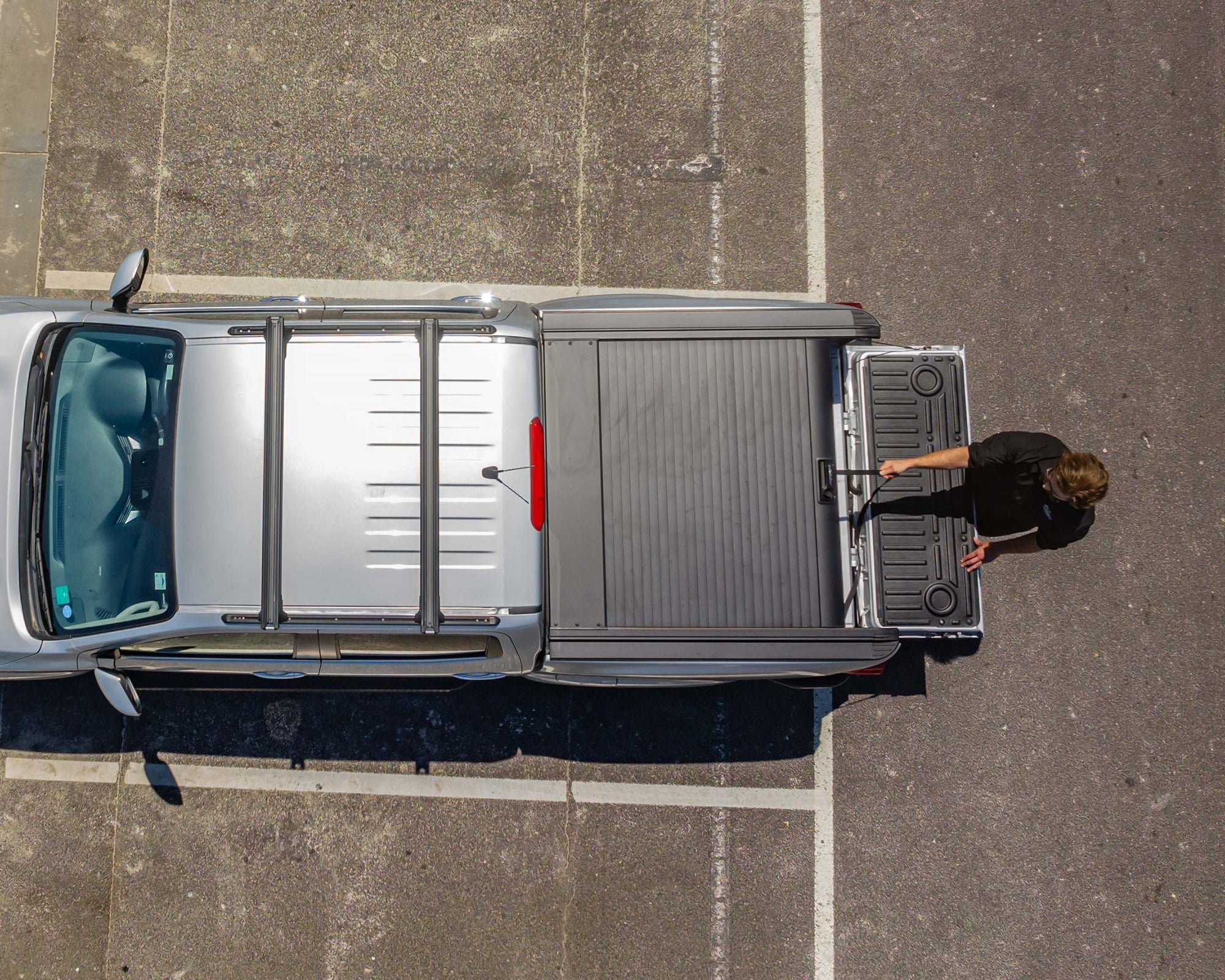 Manual Slide-Away Ute Roller Shutter for Nissan Navara NP300 2021 ...