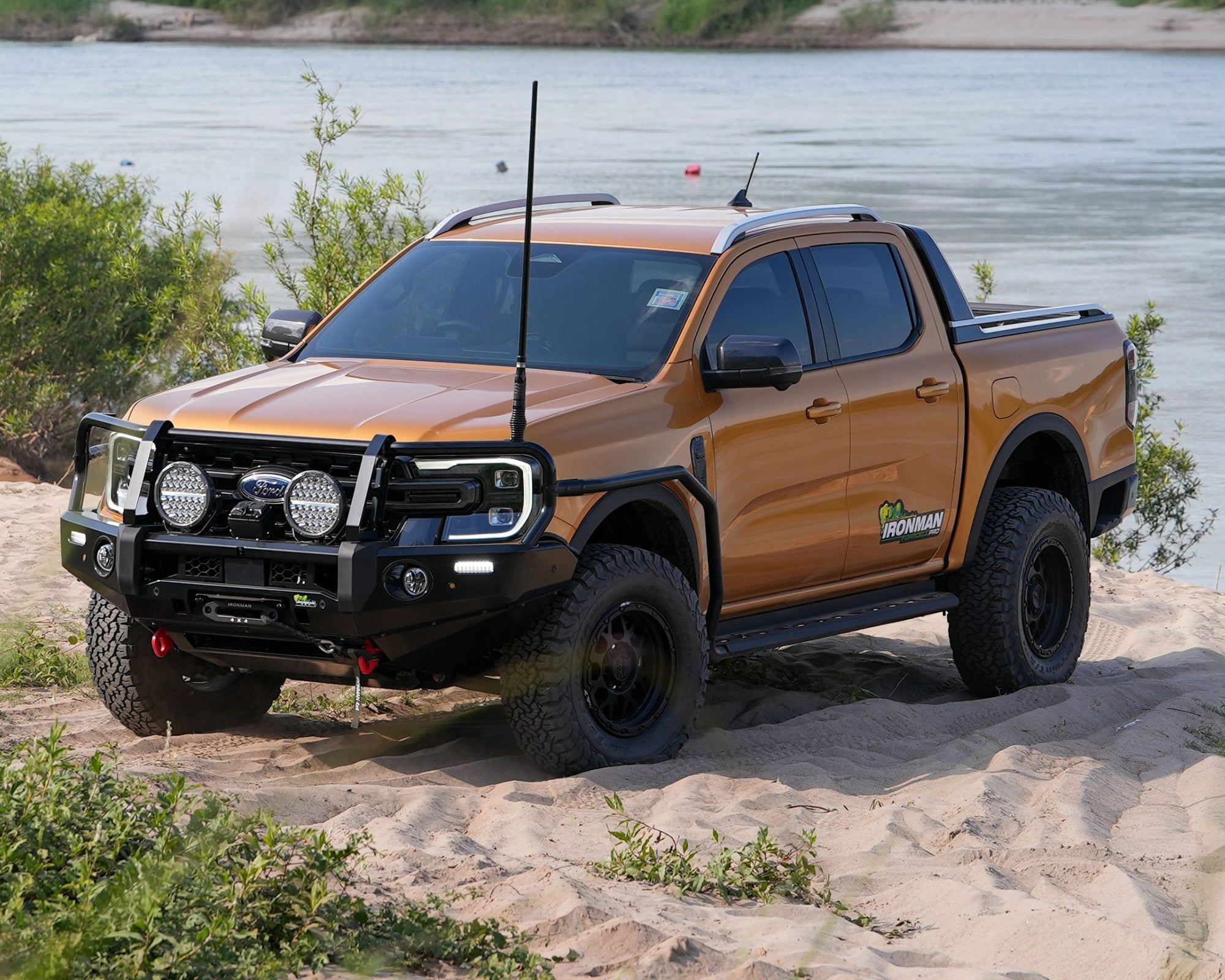 Steel 4x4 Side Steps & Rails for Isuzu MU-X 2021+ – IRONMAN 4X4 Australia