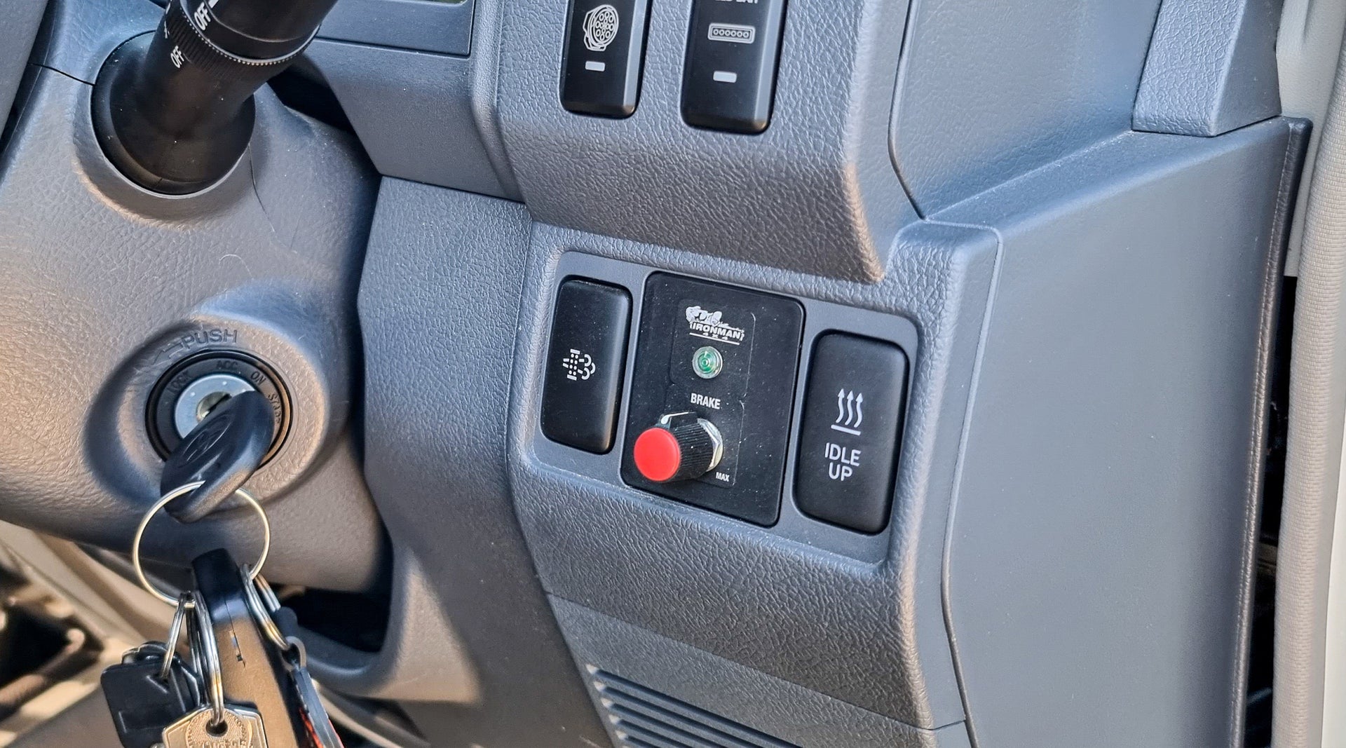 4x4 Electric Brake Controllers – IRONMAN 4X4 Australia