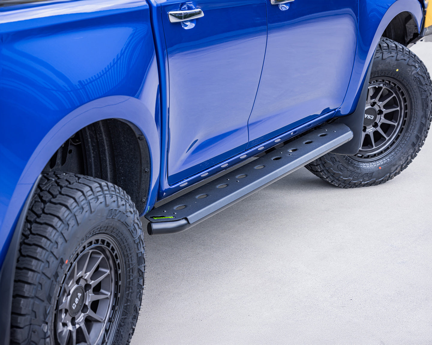 Steel 4x4 Side Steps for Isuzu D-Max 2019+ – IRONMAN 4X4 Australia