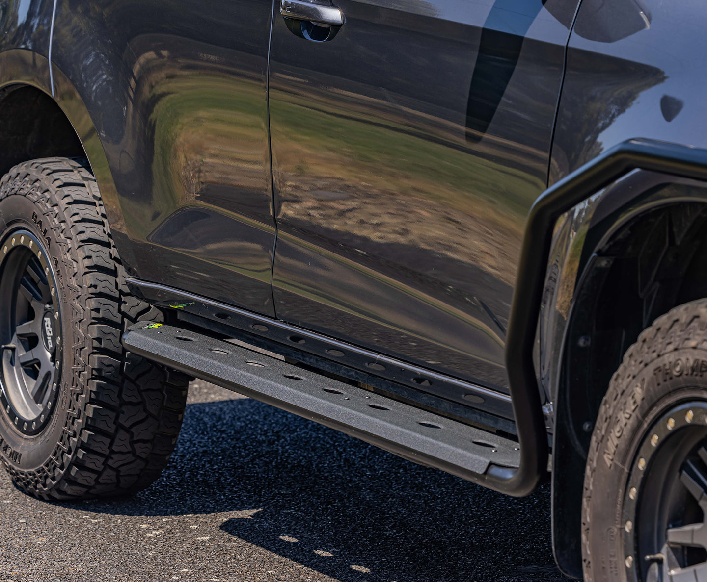 Steel 4x4 Side Steps & Rails for Isuzu MU-X 2021+ – IRONMAN 4X4 Australia