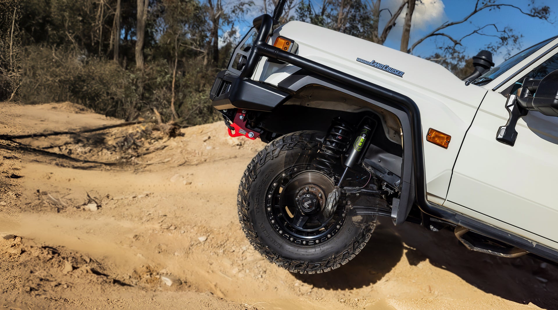 IM2.5 Monotube Shock Absorbers – IRONMAN 4X4 Australia