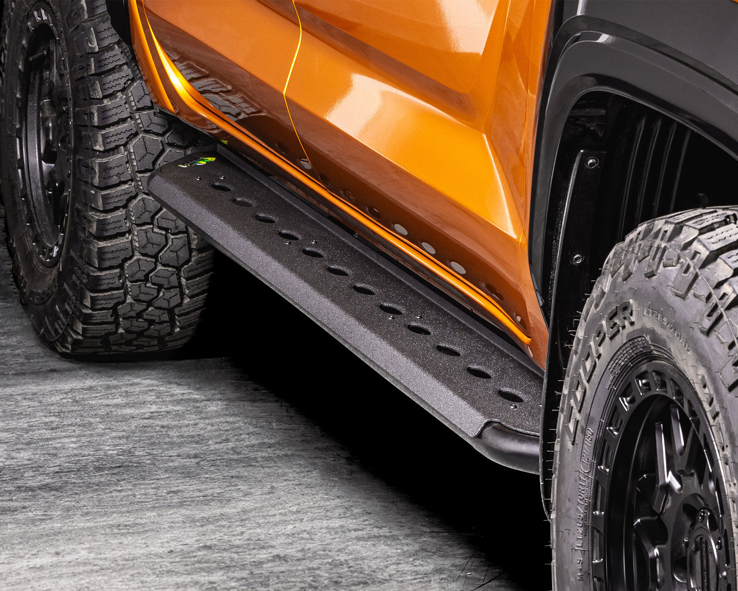 Steel 4x4 Side Steps & Rails for Mitsubishi MV Triton 2024+ – IRONMAN ...