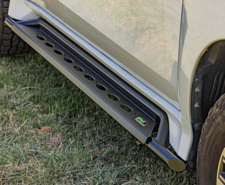 Steel 4x4 Side Steps for Mitsubishi Pajero Sport 2019+ – IRONMAN 4X4 ...