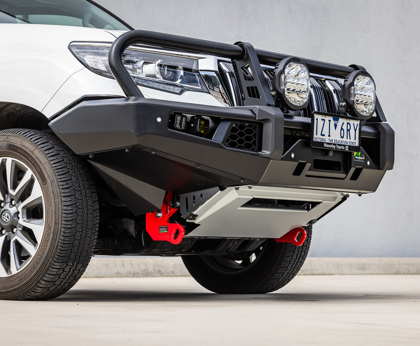 APEX Bull Bar for Toyota Prado 150 Series (17-24) | BBP064A – IRONMAN ...