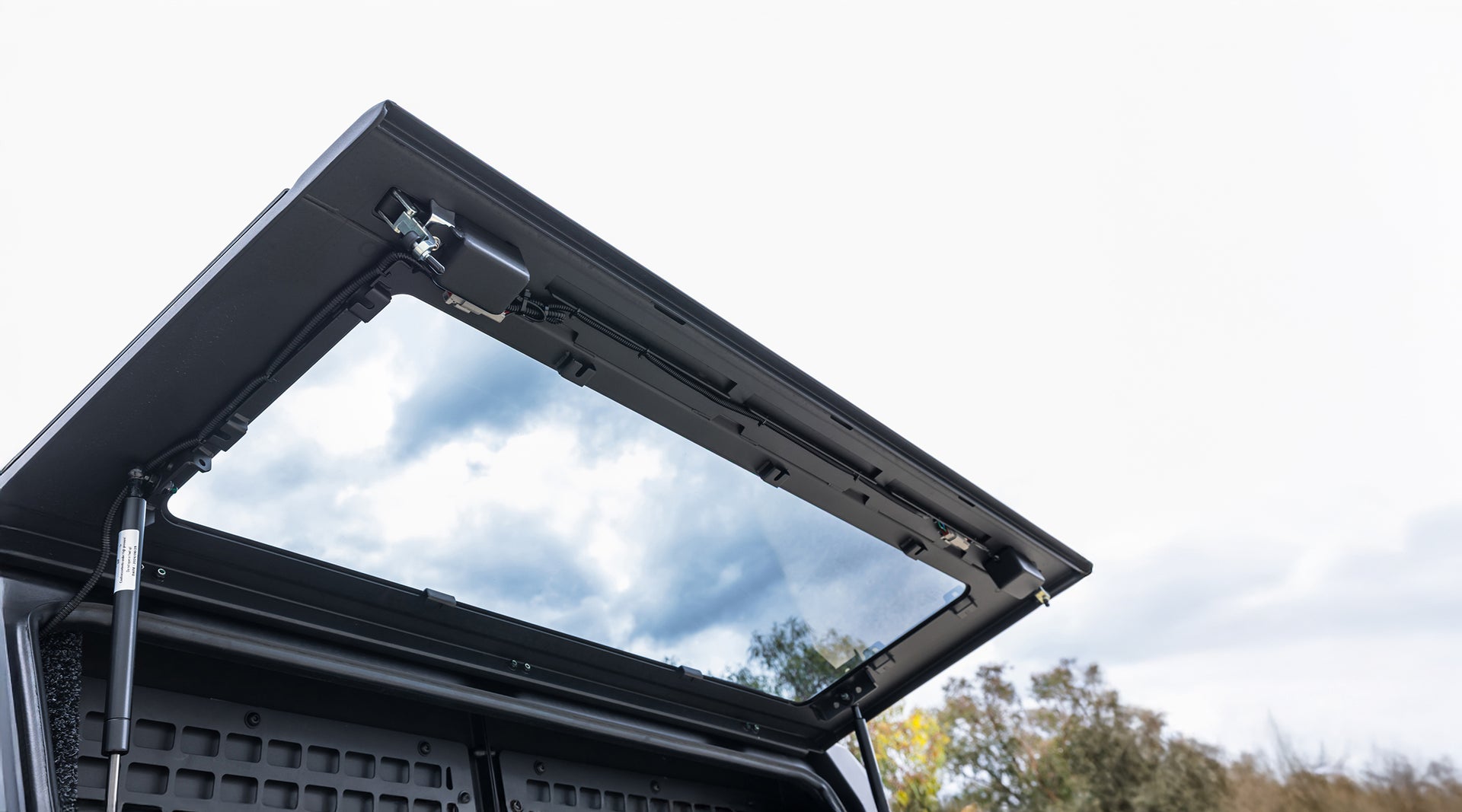 Central Locking Kit for Raid Canopy – IRONMAN 4X4 Australia
