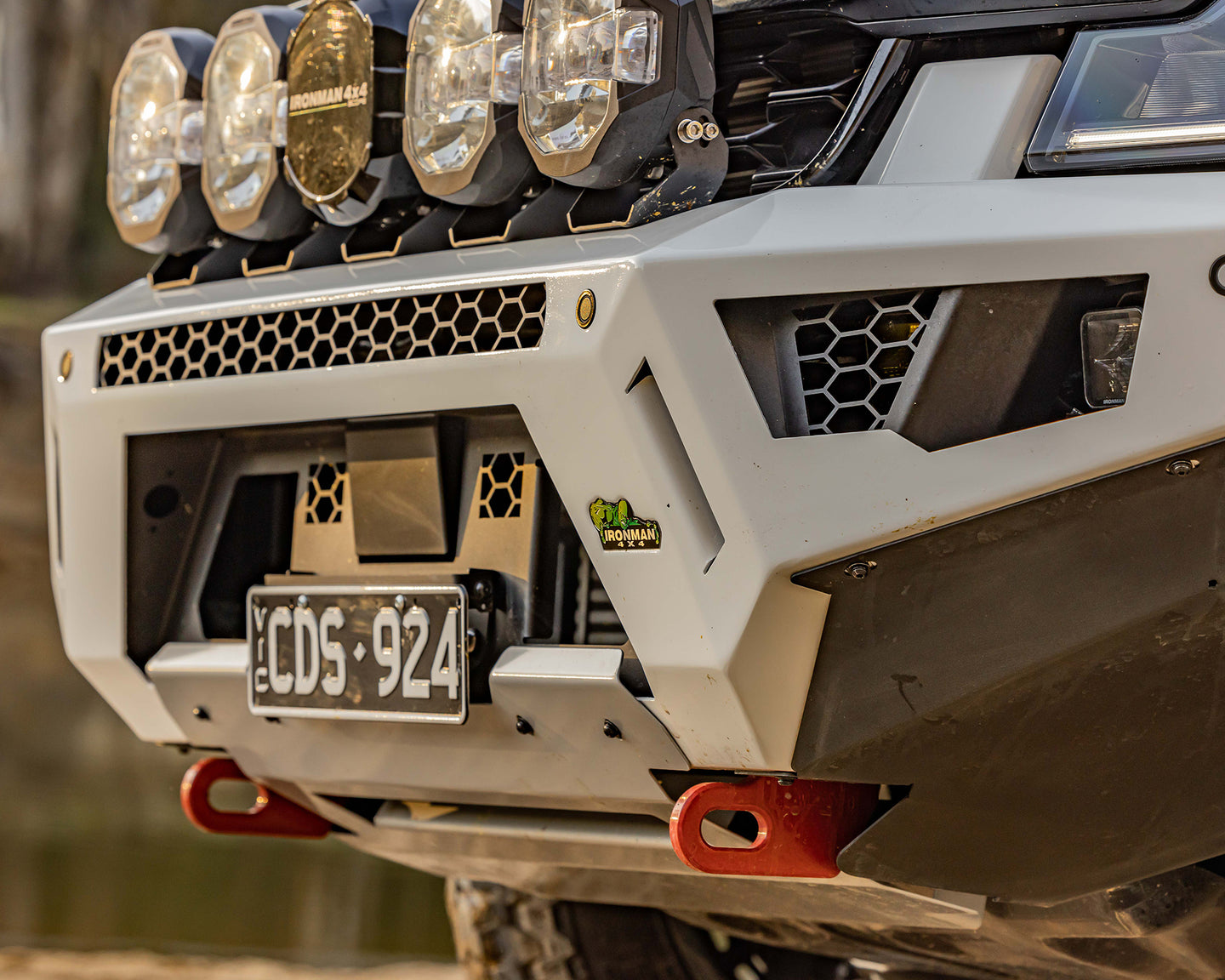 Raid Bar for Ford Everest Next Gen with Light Kit – IRONMAN 4X4 Australia