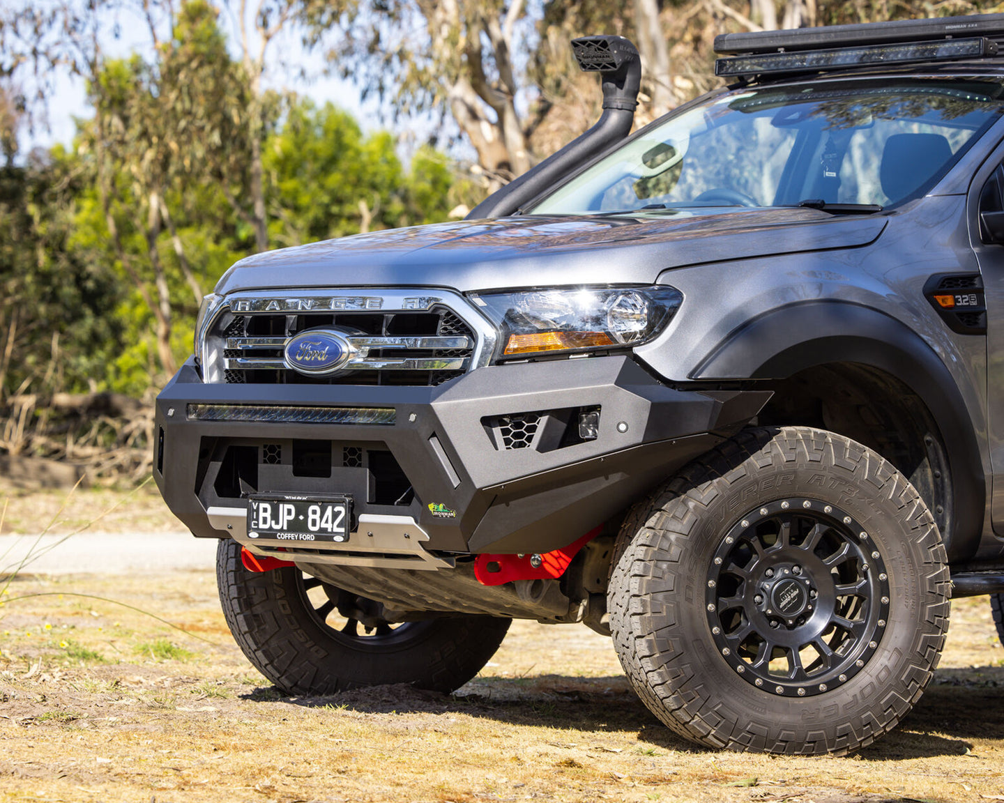 Raid Bar for PX3 Ford Ranger with Light Kit – IRONMAN 4X4 Australia