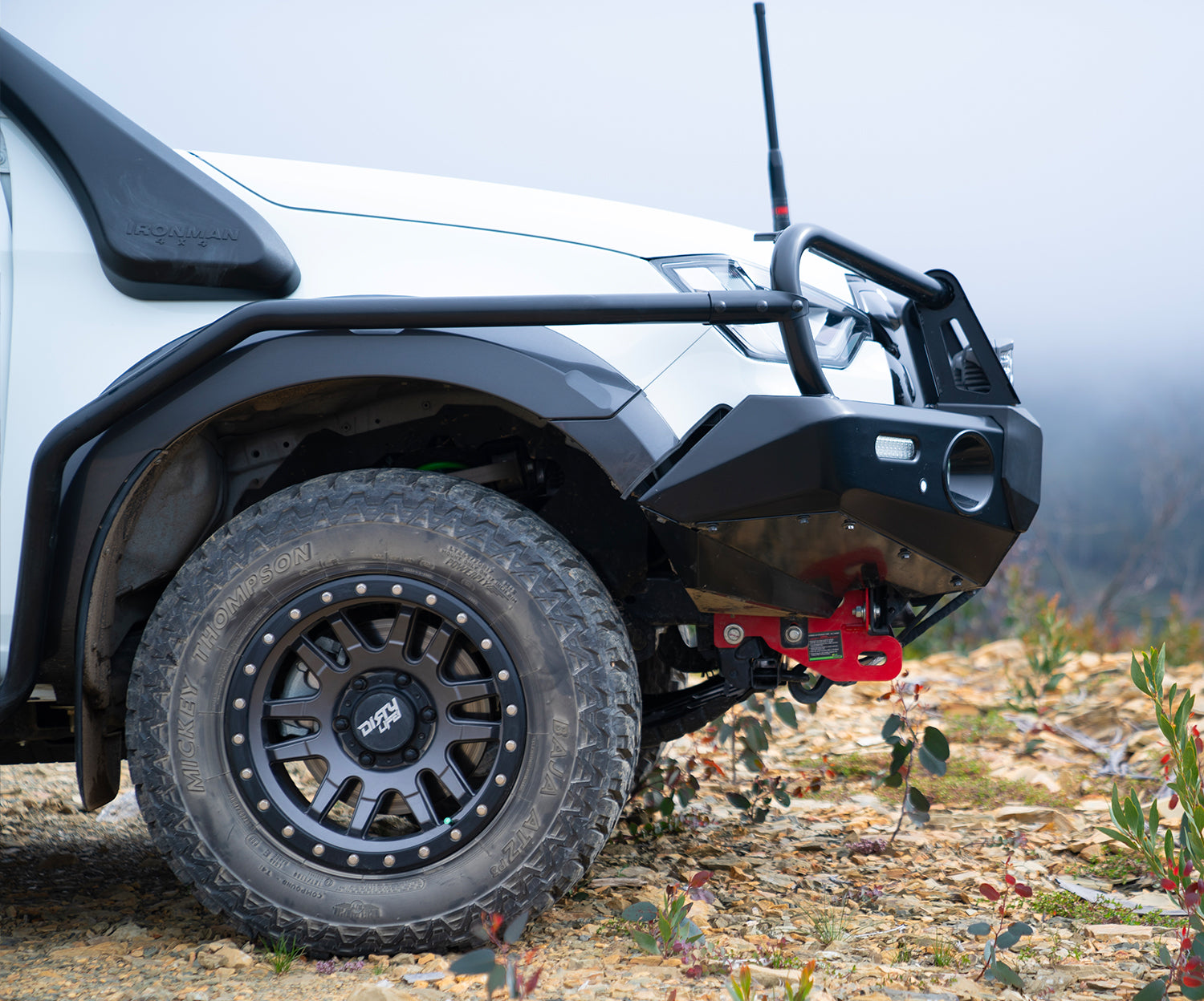 4x4 Side Rails – IRONMAN 4X4 Australia